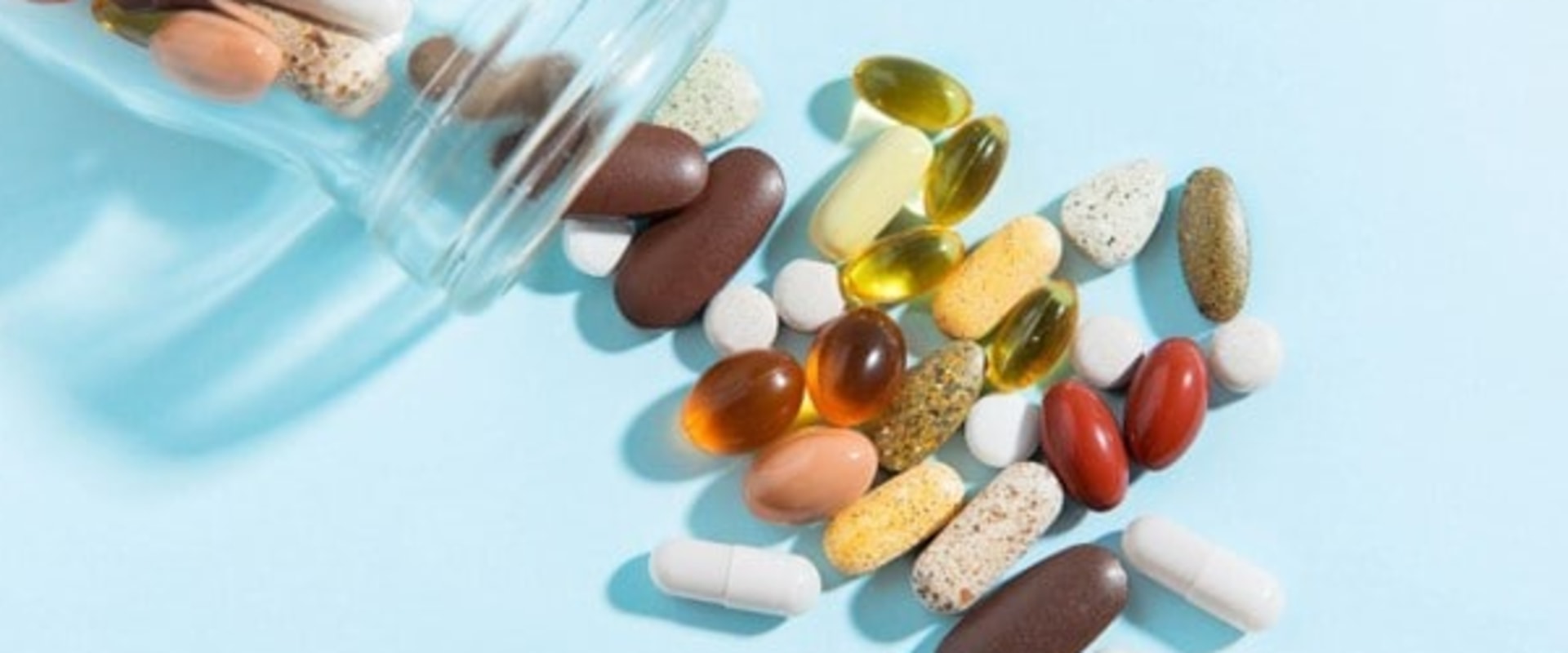 Prescription vs. Over-the-Counter Supplements: A Comprehensive Comparison